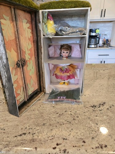 31825 MADAME ALEXANDER FAIRIE-ALITY DOLL IN LOG BOX TRUNK SET SOME TLC ...