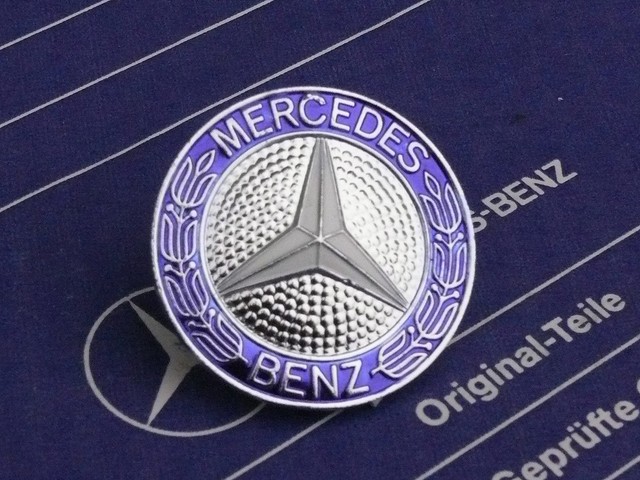 Mercedes-Benz W201 Carbon Fiber Star Grille Emblem 190 190e 84-93 OEM ...
