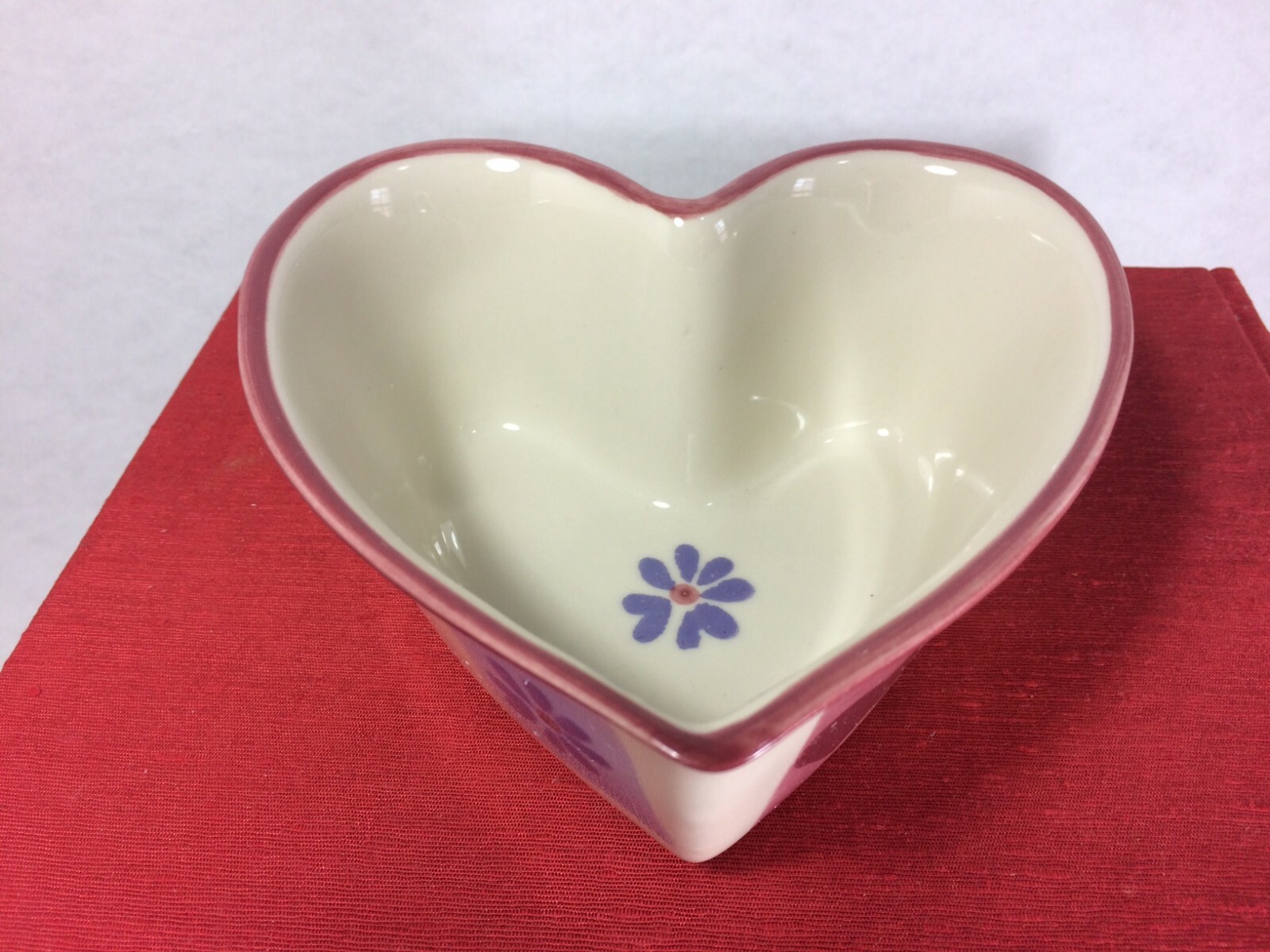 Vintage Signed Hartstone Pottery Heart Shaped Bowl Flower Power Pattern ...