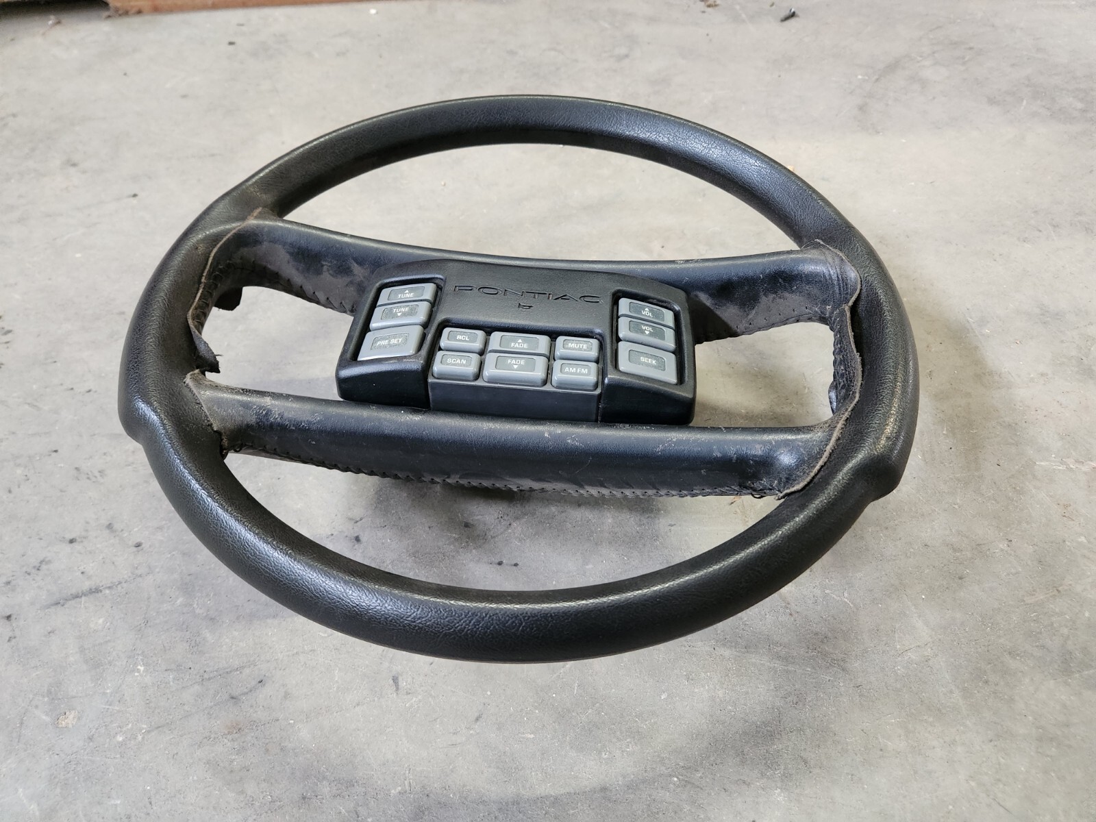 1989 Pontiac Firebird Trans Am Steering Wheel w Radio Controls | 86-89 ...