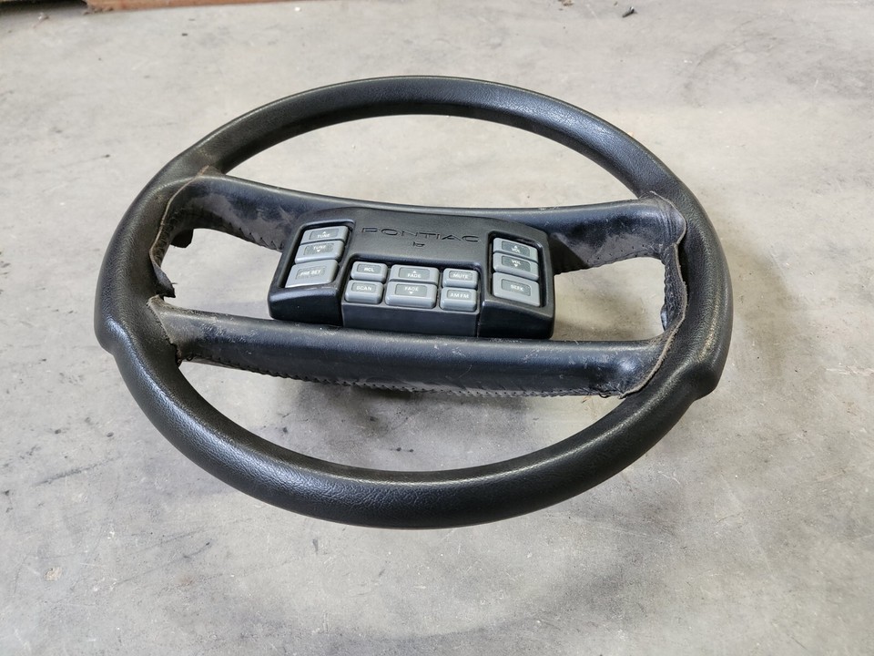 1989 Pontiac Firebird Trans Am Steering Wheel w Radio Controls | 86-89 ...