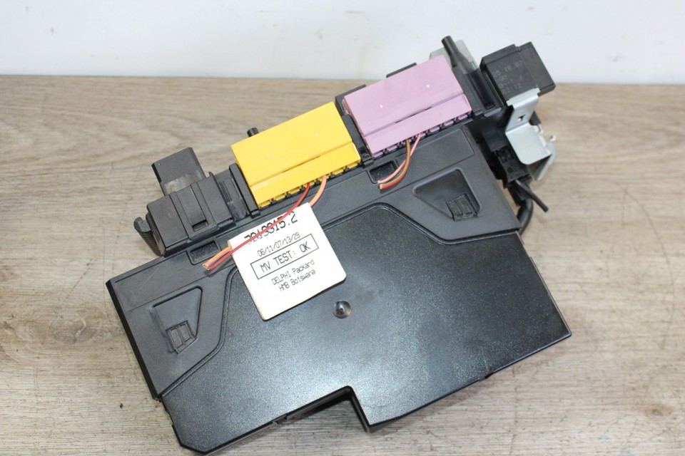 08-10 w204 MERCEDES C300 REAR TRUNK SAM SIGNAL ACTIVATION MODULE FUSE ...