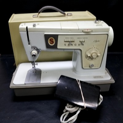 VINTAGE Singer Stylist Model 418 Zig Zag Sewing Machine WORKS But Stiff ...