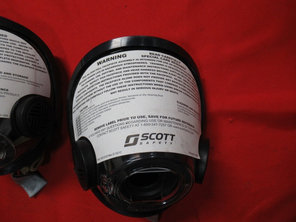 N.O.S. Scott AV3000 HT Firefighter SCBA Mask 5pt KevlarHeadnet Size ...