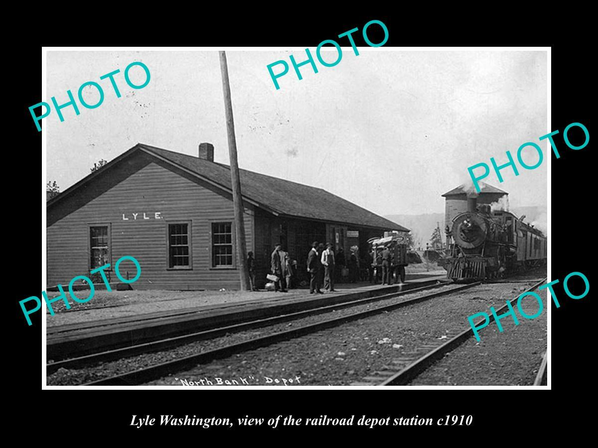 OLD 8x6 HISTORIC PHOTO OF LYLE WASHINGTON THE RAILROAD DEPOT STATION ...
