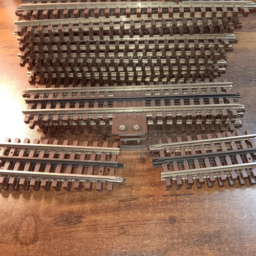 Lot Of 49 ATLAS O Gauge 3-Rail Track Straight 10"-5 1/2"-4 1/2"-10 ...