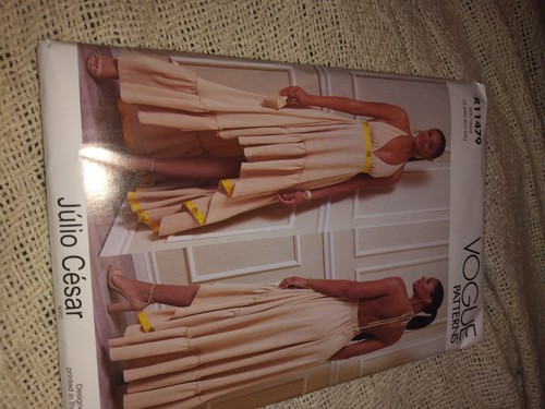 V1881 Sewing Pattern Vogue 1881 Julio Cesar Designer Halter Dress ...