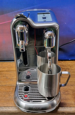 Nespresso by Sage Creatista Pro Coffee Machine SNE900BSS 9312432035446 ...