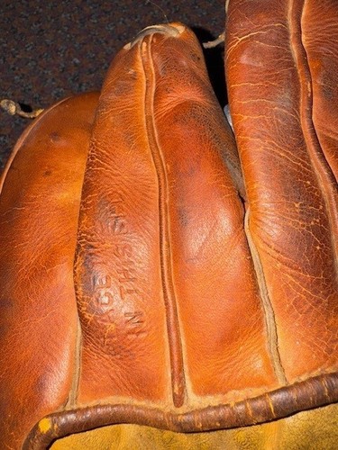 Vintage 1940's Dubow The Pelican Three Finger Baseball Glove Model ...