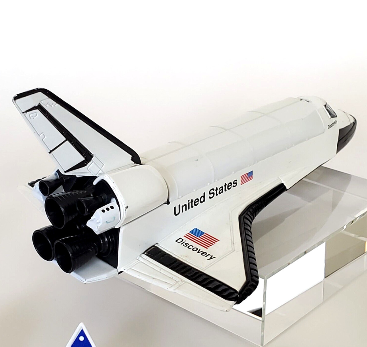 Space Shuttle Discovery Wheel