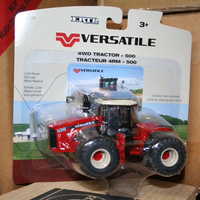 ERTL Versatile 500 4WD Tractor w/ duals, 1:64 Scale Repliaca Tractor ...