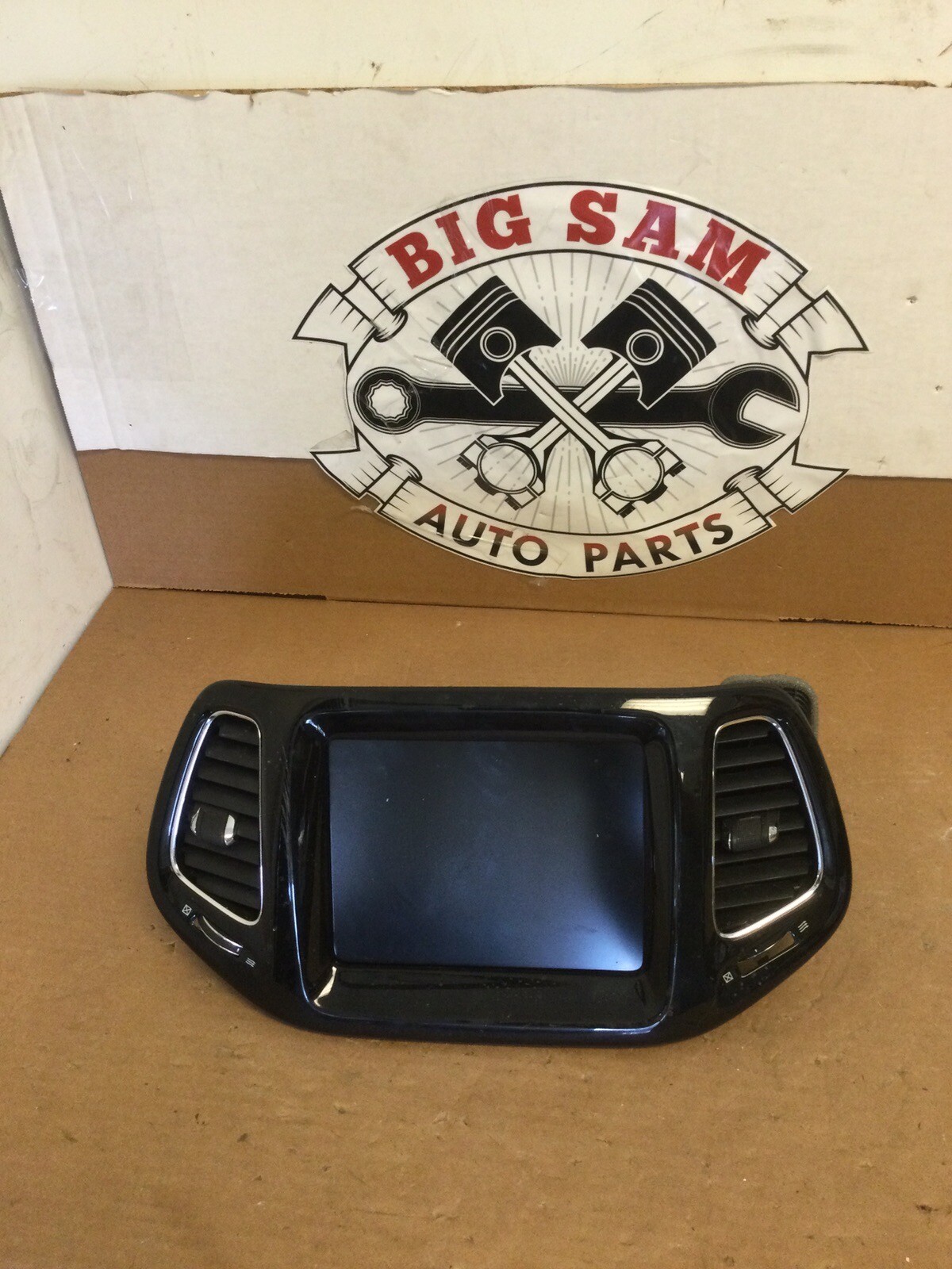 2017-2021 Jeep Compass OEM AM FM Radio 8" Touch Screen Display 8.4 ...