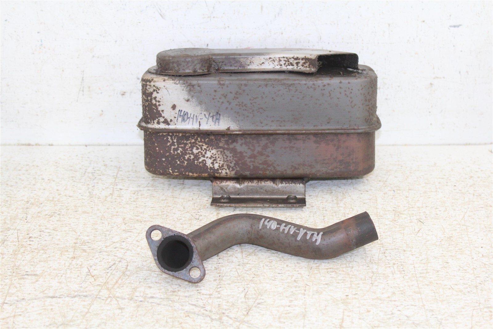 AYP Husqvarna Muffler & Exhaust Pipe P/n 532188655 532188654 for ...