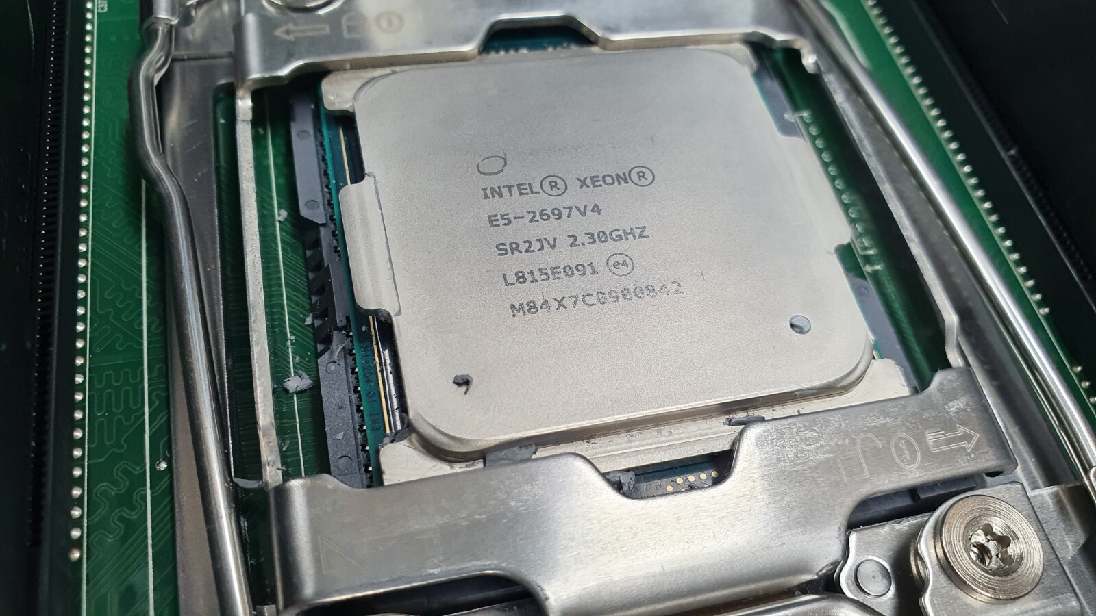 Dell PowerEdge C4130 GPU Server - AMD Radeon Instinct MI25 96GB RAM E5 ...