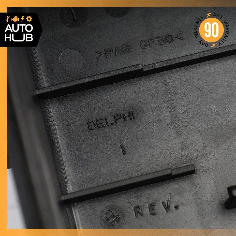 04-19 Maserati GranTurismo M145 Engine Fusebox Control Module Bay Cover ...