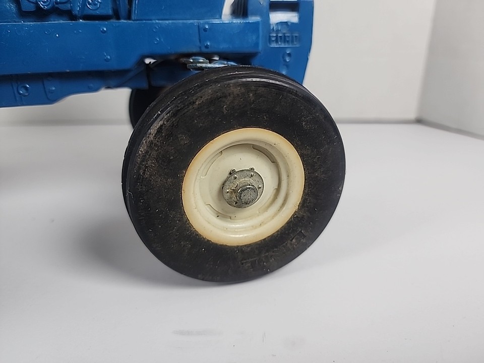 FORD TW-5 Tractor 1:12 Black Stripe w WIDE Tires ERTL HUGE Toy Die-cast ...