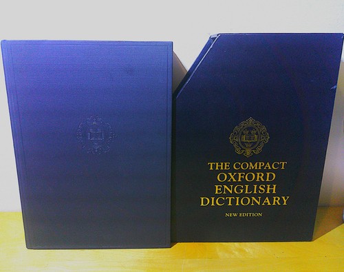 The Compact Oxford English Dictionary New Edition, Hardcover w ...