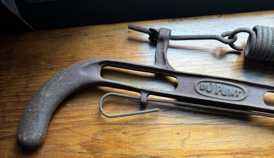 Vintage Dupont Hand Trap Clay Target Pigeon Skeet Thrower | eBay