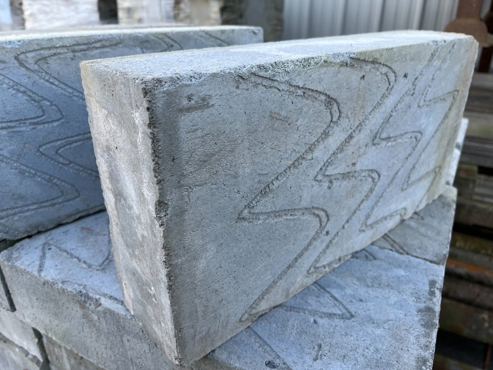 Thermalite Aerated Blocks 100mm 3.6N/Lightweight Concrete Block @£1.25 ...
