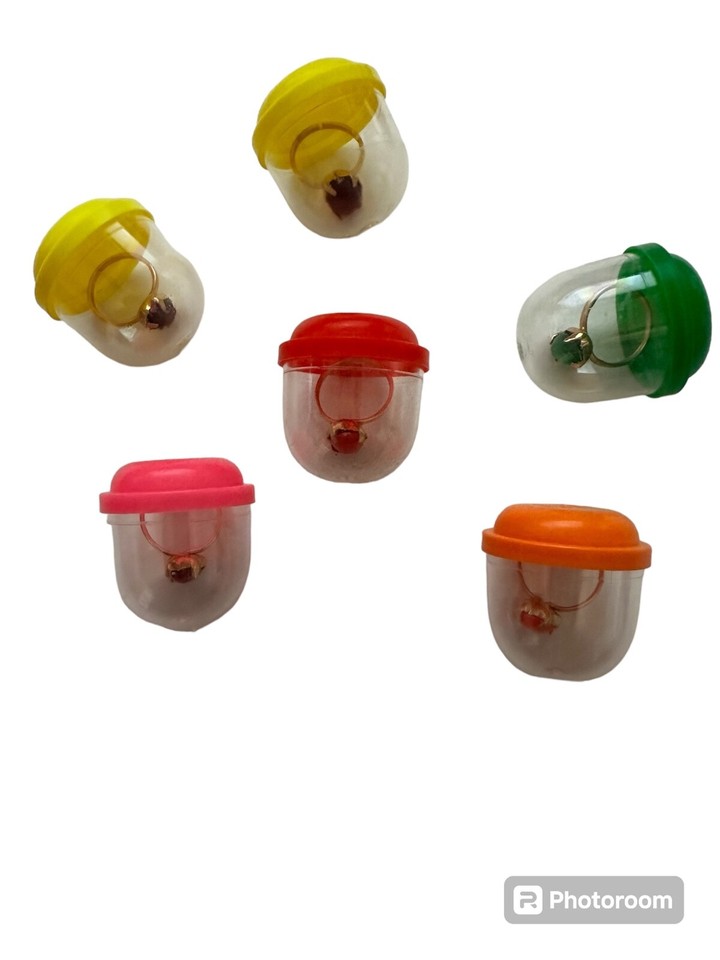 Gum Vending Machine TOY PRIZE CAPSULE (6) RINGS Vintage1960’s -1970’s ...