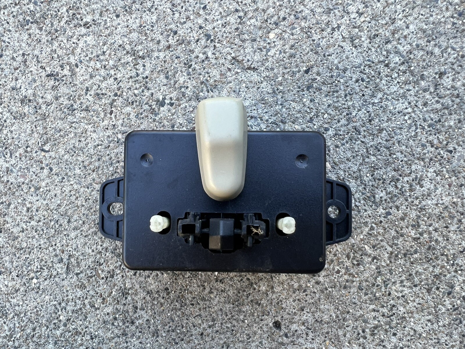 Front Driver Side Power Seat Switch For 2010-2014 Subaru Legacy Outback ...