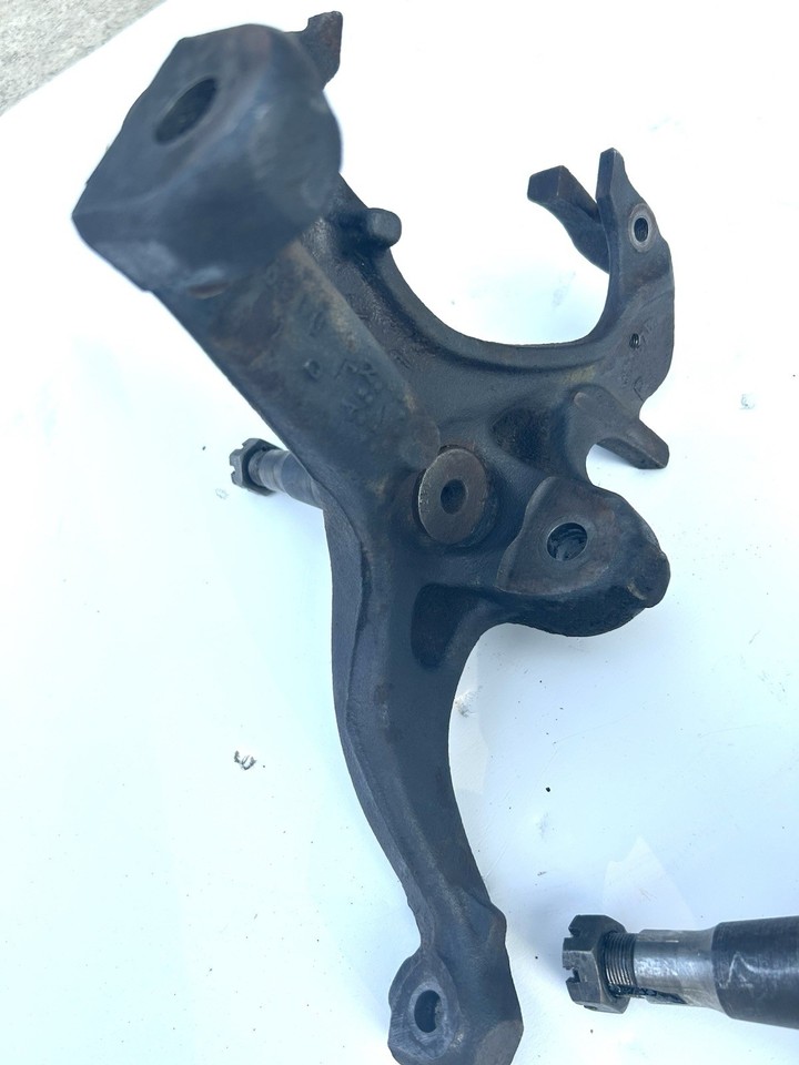 79-81 OEM GM Camaro Firebird Front Spindles Knuckle Driver & Passenger ...