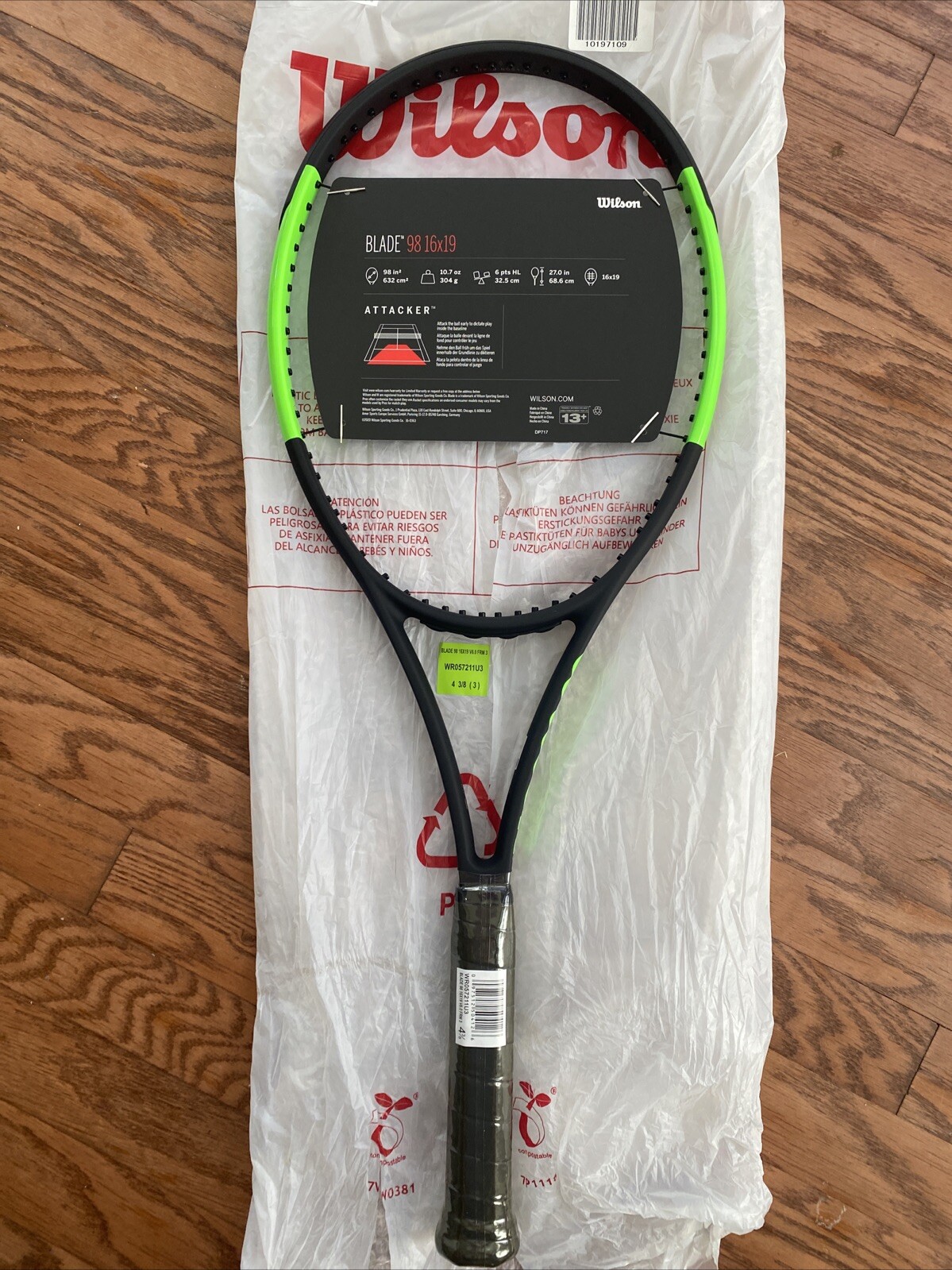 Wilson Blade 98 Tennis Racquet (16*19 V6 4 3/8” Non Countervail Version ...