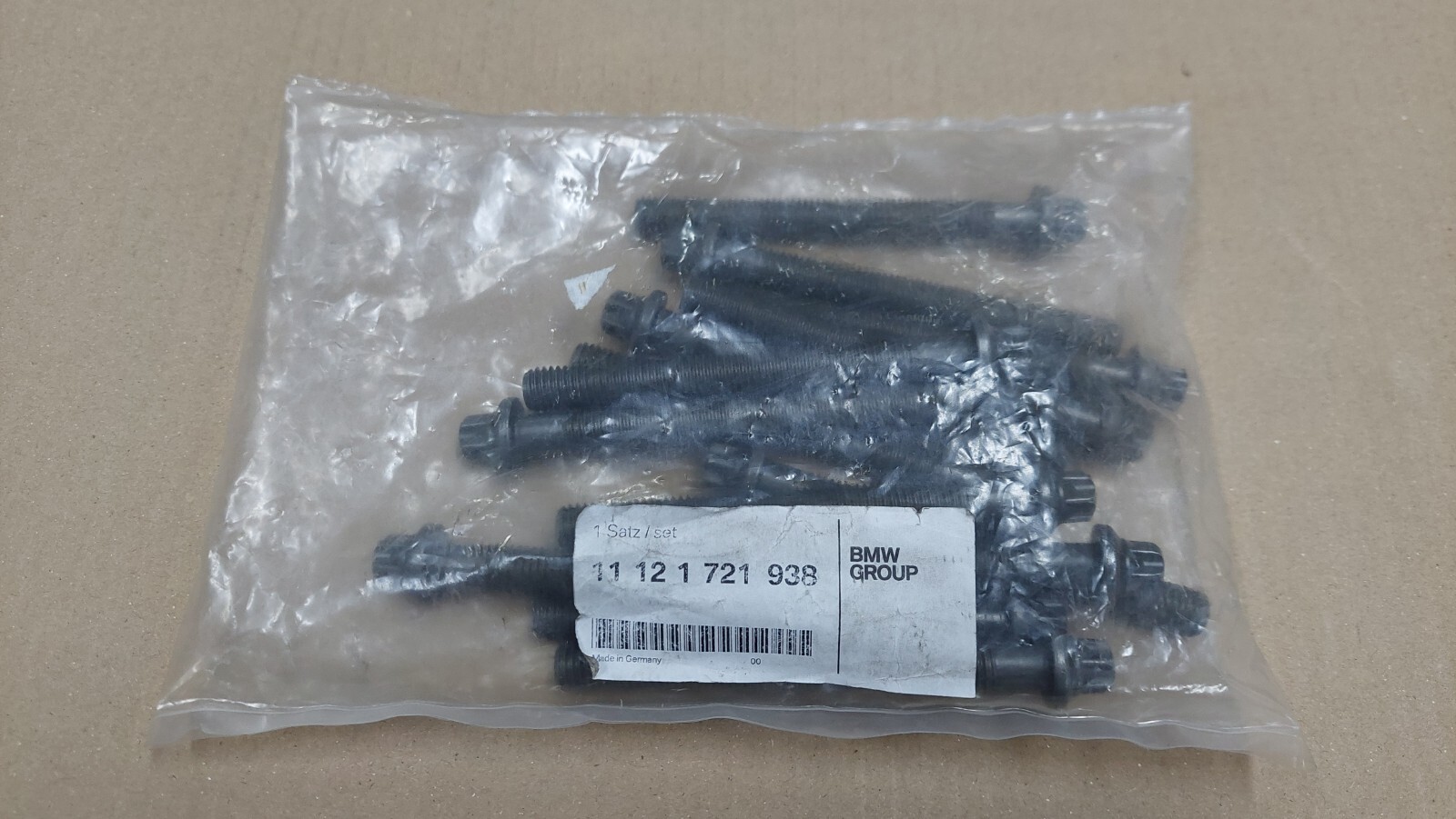 BMW E36 E34 E39 E38 Z3 cylinder head bolts set 11121721938 genuine ...