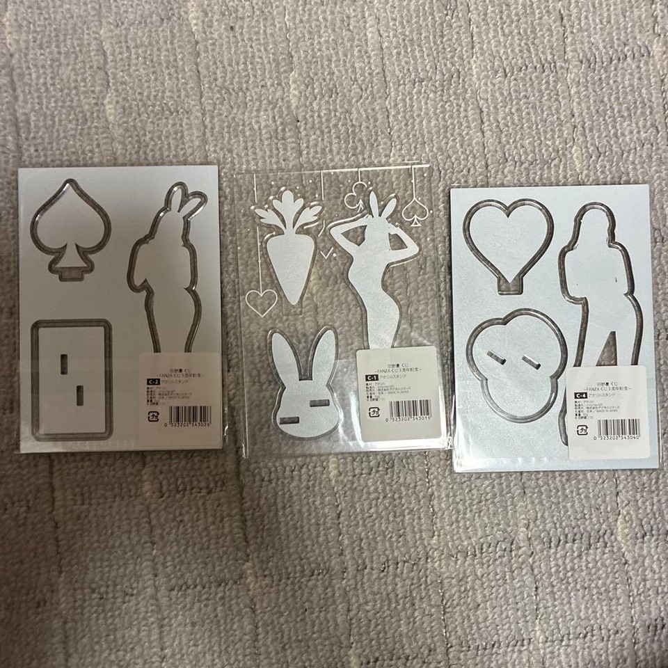 Yu Tano Bunny Mädchen Acryl Ständer 3550 Set Mit 3 | eBay.de