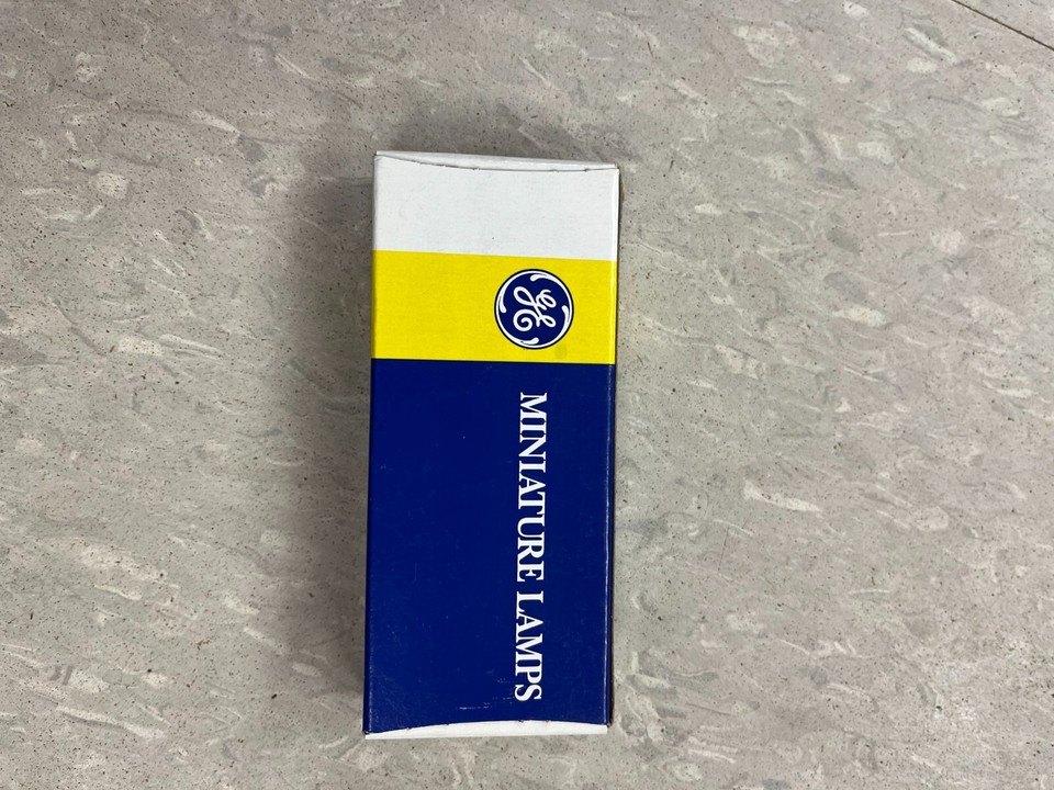 NEW GE Miniature Light Bulbs PR2 (9) General Electric Mini Lamps Auto ...