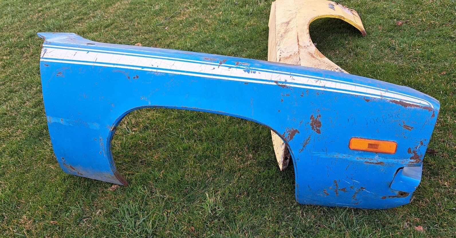 1973-1974 Plymouth Roadrunner Passenger Fender Road Runner Satellite ...