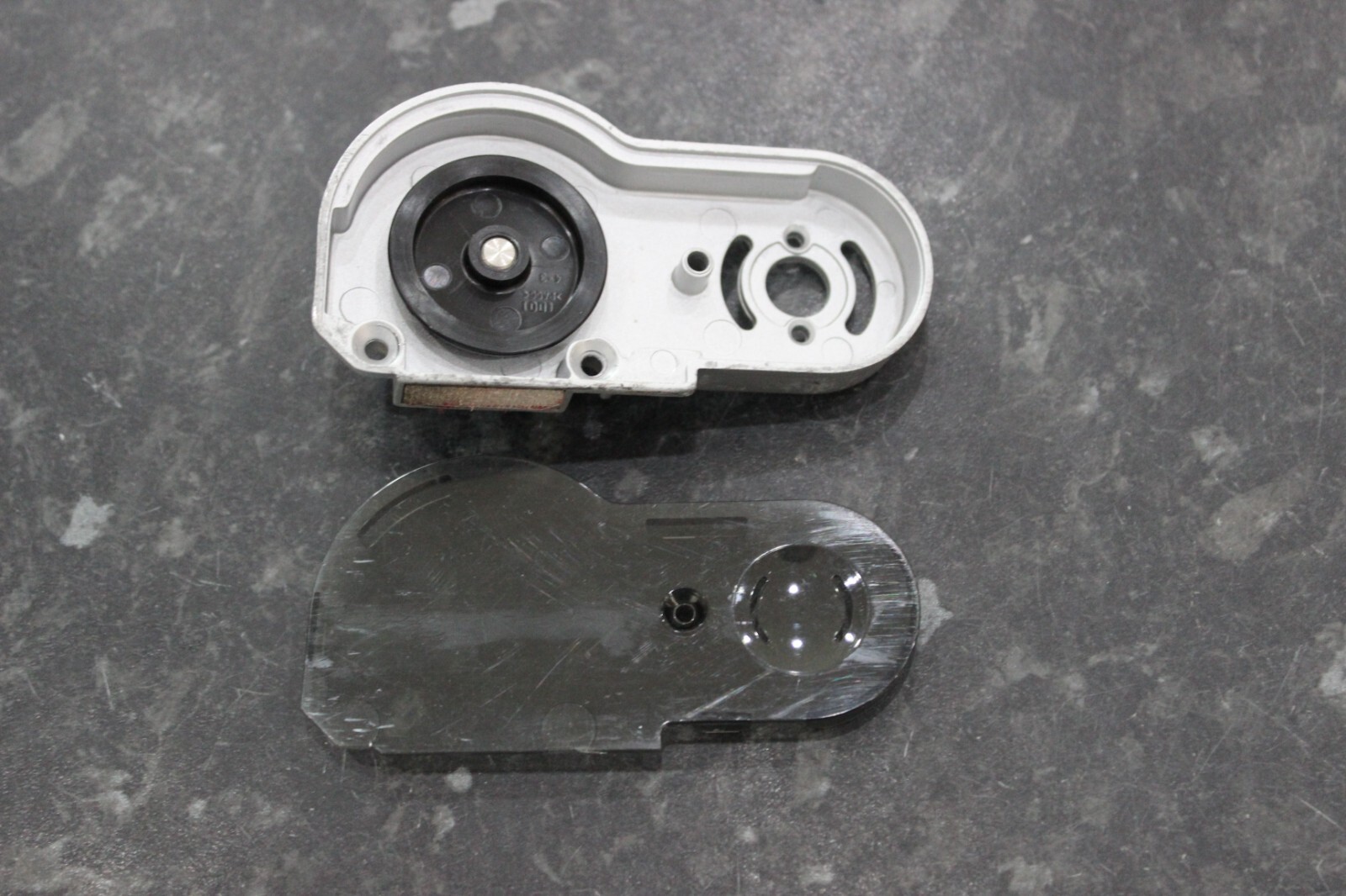 (30) Genuine GTech Multi ATF035 Spare Parts Bin, Brush Head, Battery ...