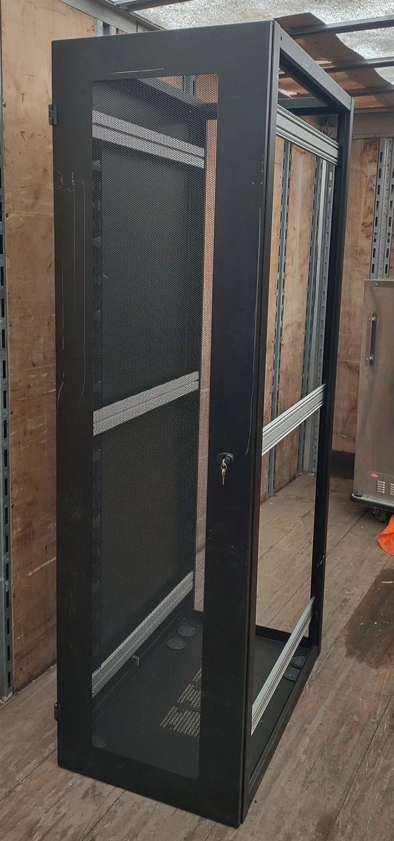 Chatsworth Cabinets | Cabinets Matttroy