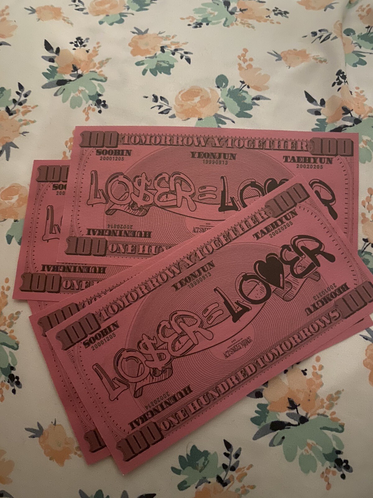 Txt Confetti Act: Sweet mirage 2023 Concert Loser = Lover Money (1 per ...