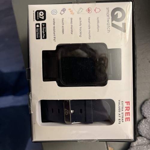 Q7 Smartwatch With Interchangeable Strap Open Box Watch Fitness Tracker ...