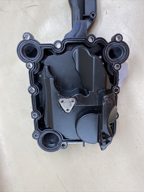 Audi 06E103547F Engine Crankcase Vent Valve/crankshaft/crankcase Misc ...