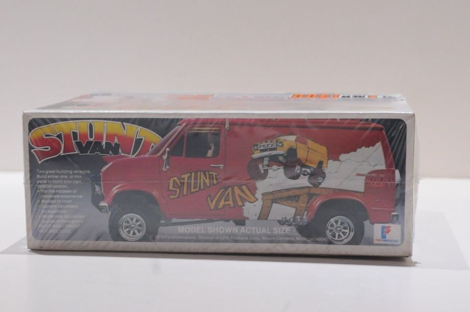 MPC 1980 FORD 4X4 STUNT VAN SCALE 1:25 MODEL KIT NEW 1-0430 | eBay
