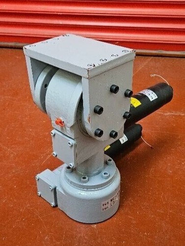 Heavy Duty Dual Axis Slewing Drive Pan-tilt SDE3 + two DC 24V Motors ...