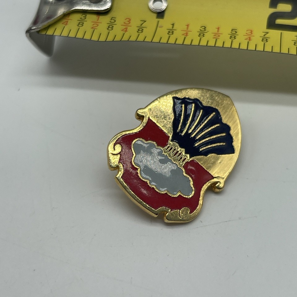 U.S. Military 67th Armored Regiment Tank DI DUI Crest Pin Back PB ...