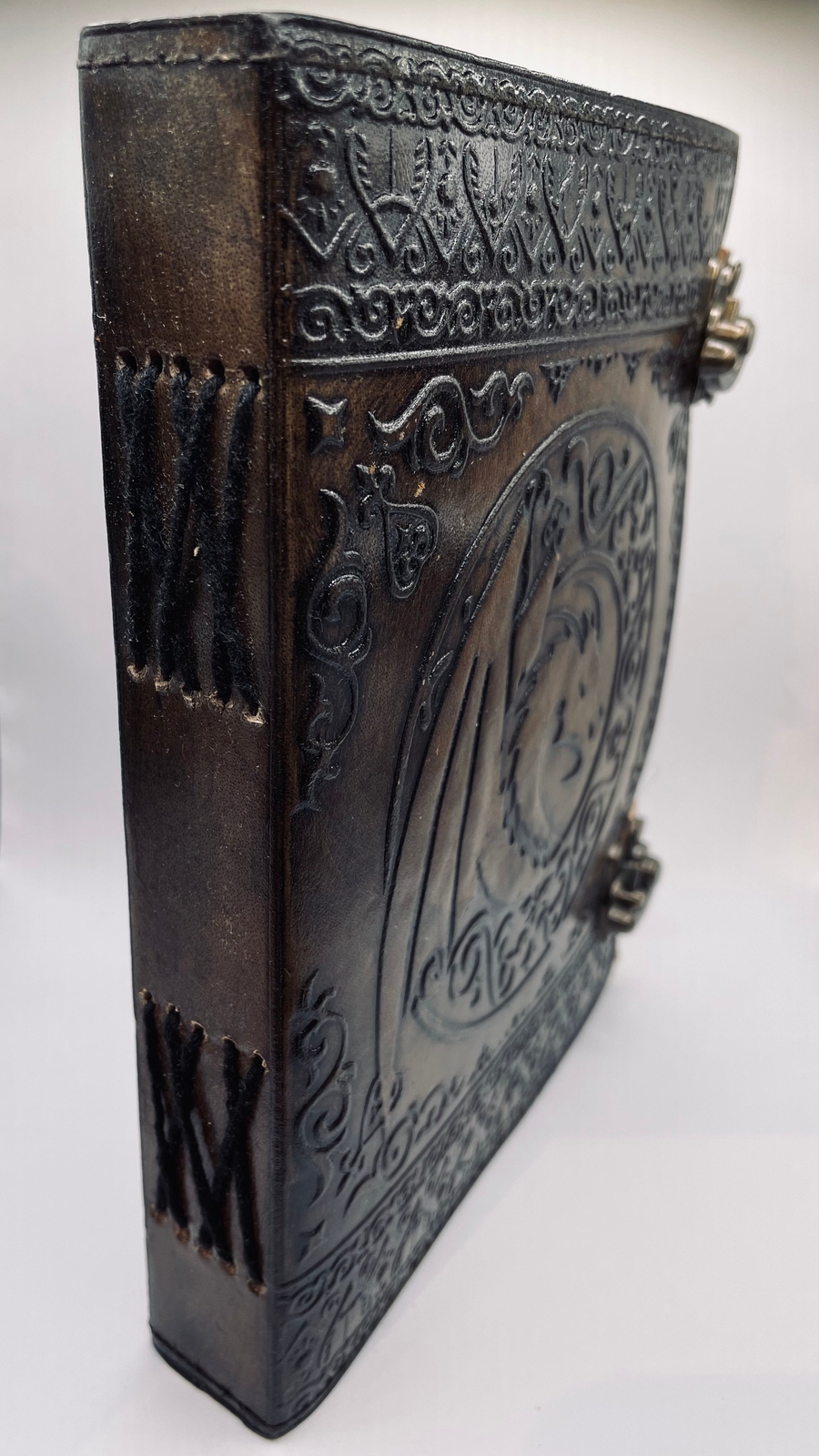 Dungeon Master Real Leather Notebook | Limited "Ancient Tome" Edition ...