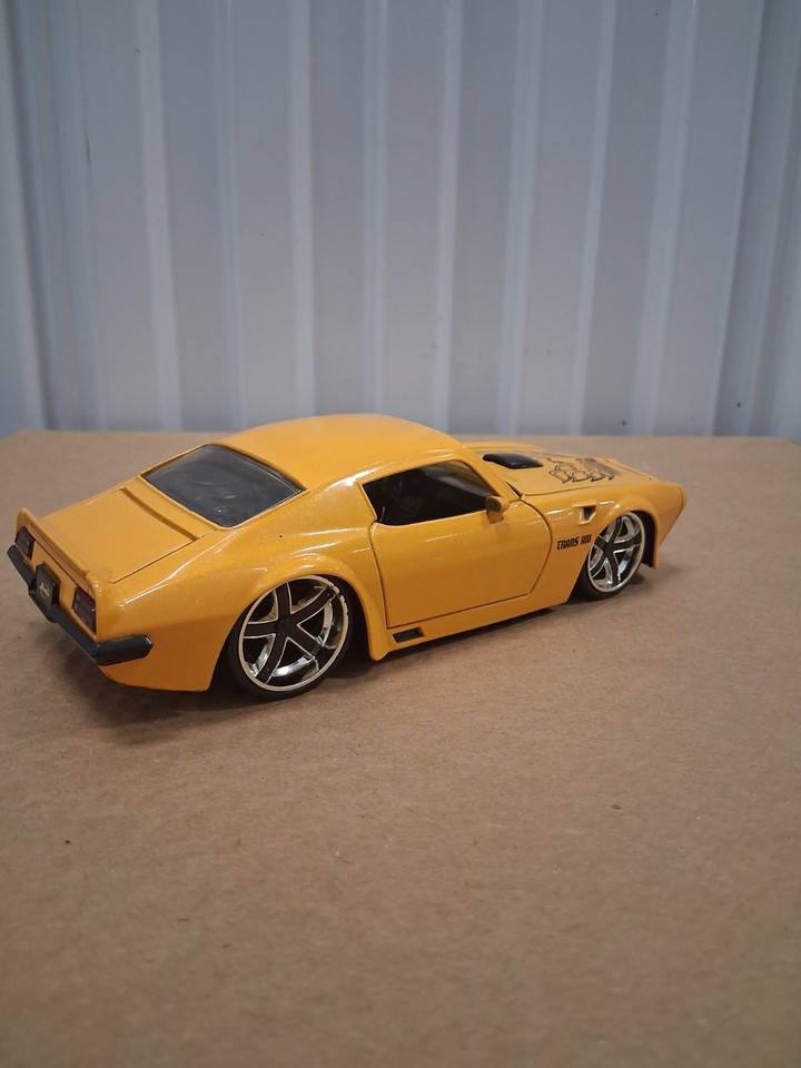 Jada Toys 1973 Pontiac Firebird Trans Am 1:24 Scale Diecast Car Yellow ...