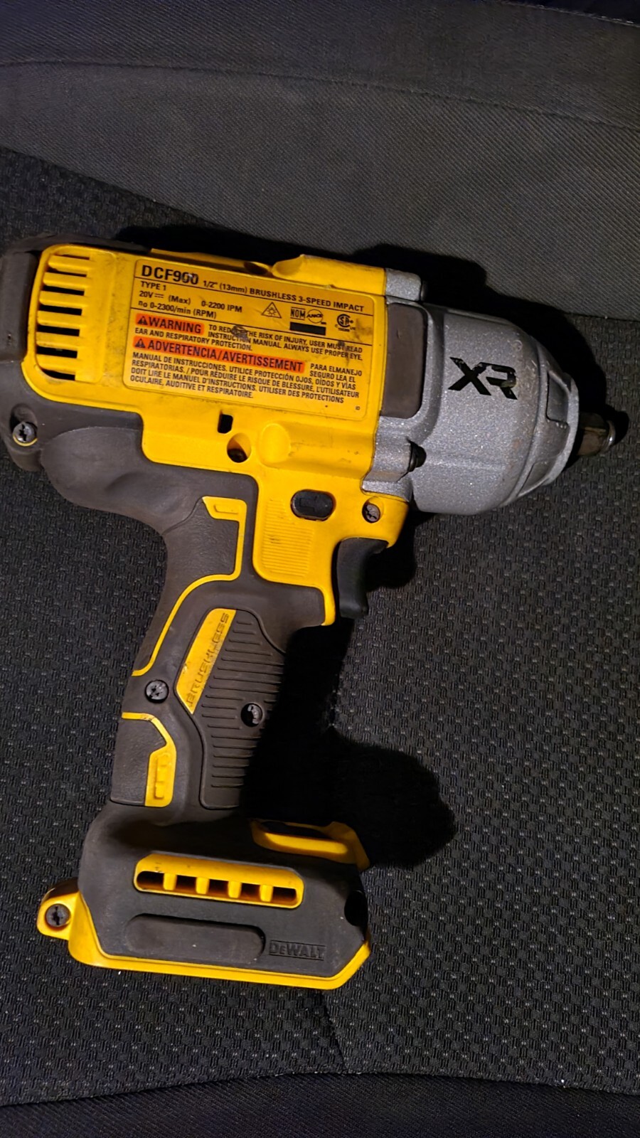 DEWALT DCF900 20V 1/2inch Impact Wrench TOOL ONLY with charger ...