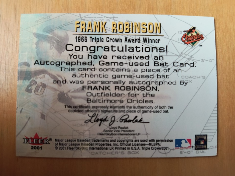 FRANK ROBINSON Game Used Bat Relic Autograph Card 2001 Fleer Triple ...