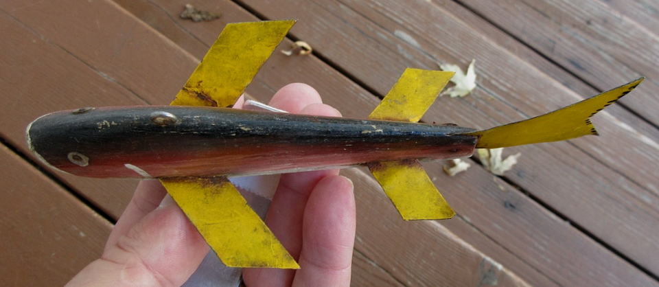 VINTAGE 1940s BATWING UNK. MAKER MINNESOTA SMALL ABALONE EYES 6 3/4 ...