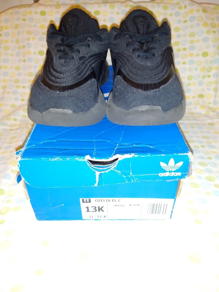 ADIDAS Ozelia Low Top Triple Black Sneakers Size 13k *Pre~Owned* Youth ...