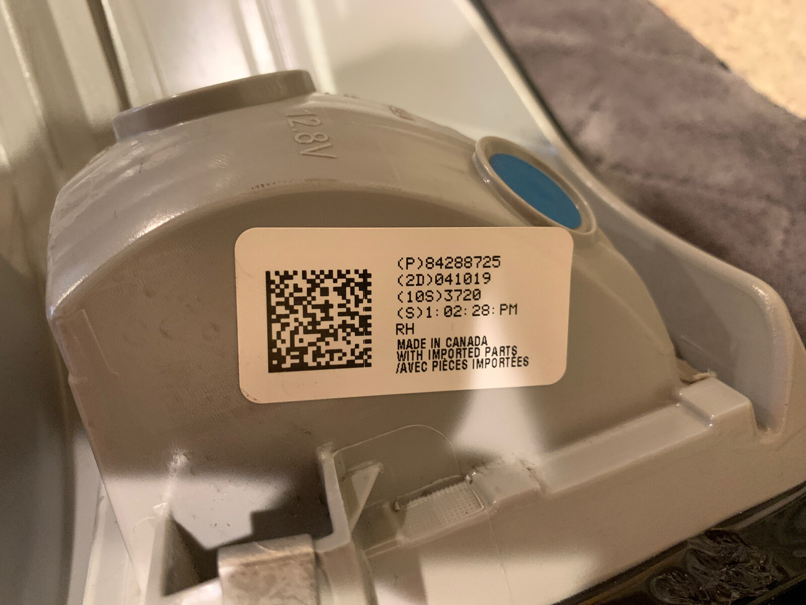 Genuine OEM GM Tail Lights Left 84288724 Right 84288725 3500hd | eBay