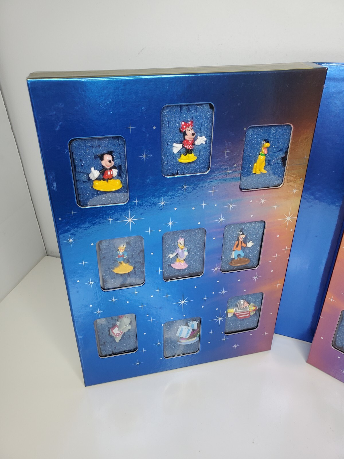 Hasbro Disney Collector Packs Collector Book with 18 Vintage Rare ...