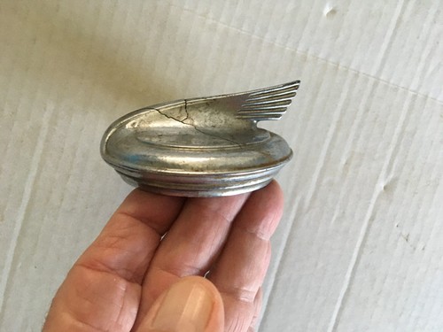 ANTIQUE VINTAGE STUDEBAKER CAR WINGED RADIATOR CAP HOOD ORNAMENT MARKED ...