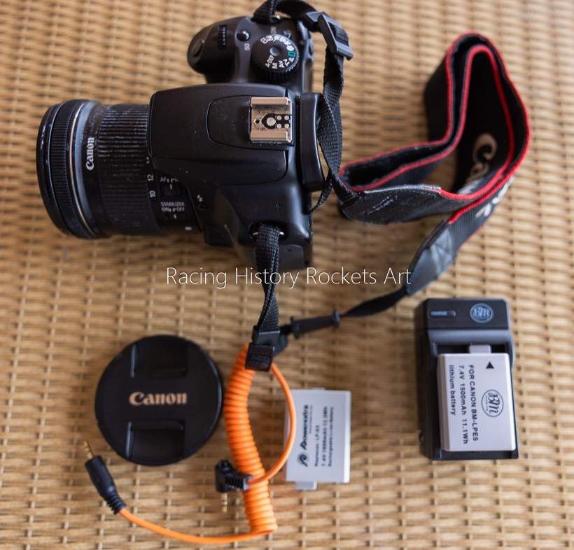 Working Used Digital Canon Rebel XS 10-18mm Lens 2 Batteries 1 Charger ...
