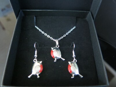 gorgeous red robins silver plated/enamel pendant and earrings set gift ...